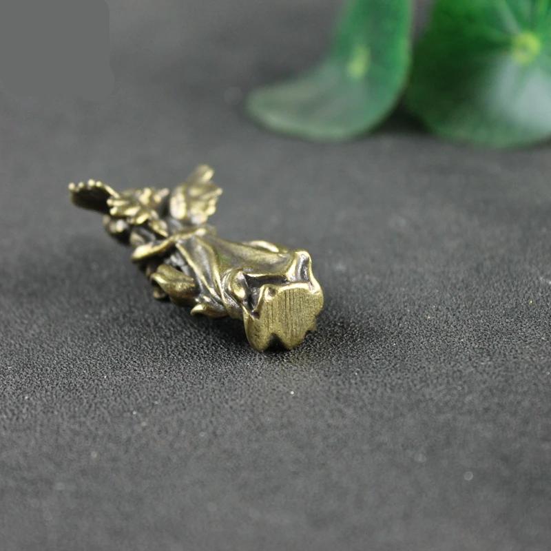 Statue de Cupidon Dieu de l'Amour • Statue design